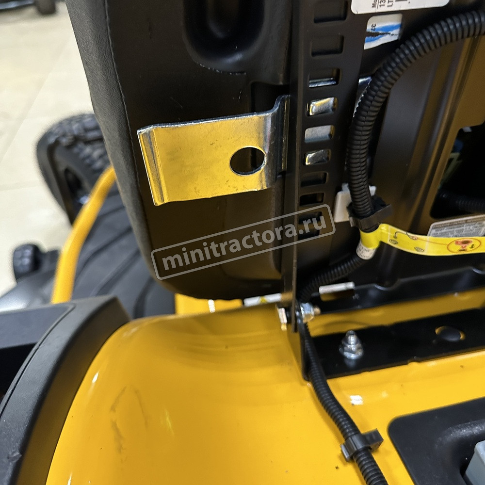 Садовый трактор Cub Cadet LT50 (13AQA1TLA10) купить в Москве ...